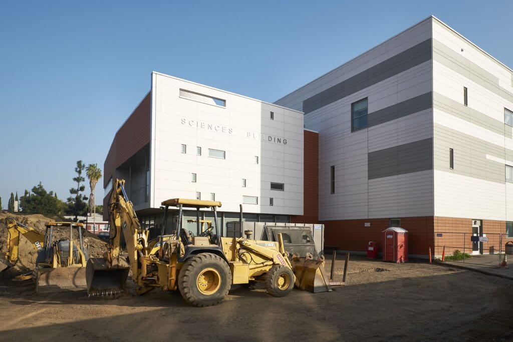 LACC Science & Technology Building - BuildLACCD