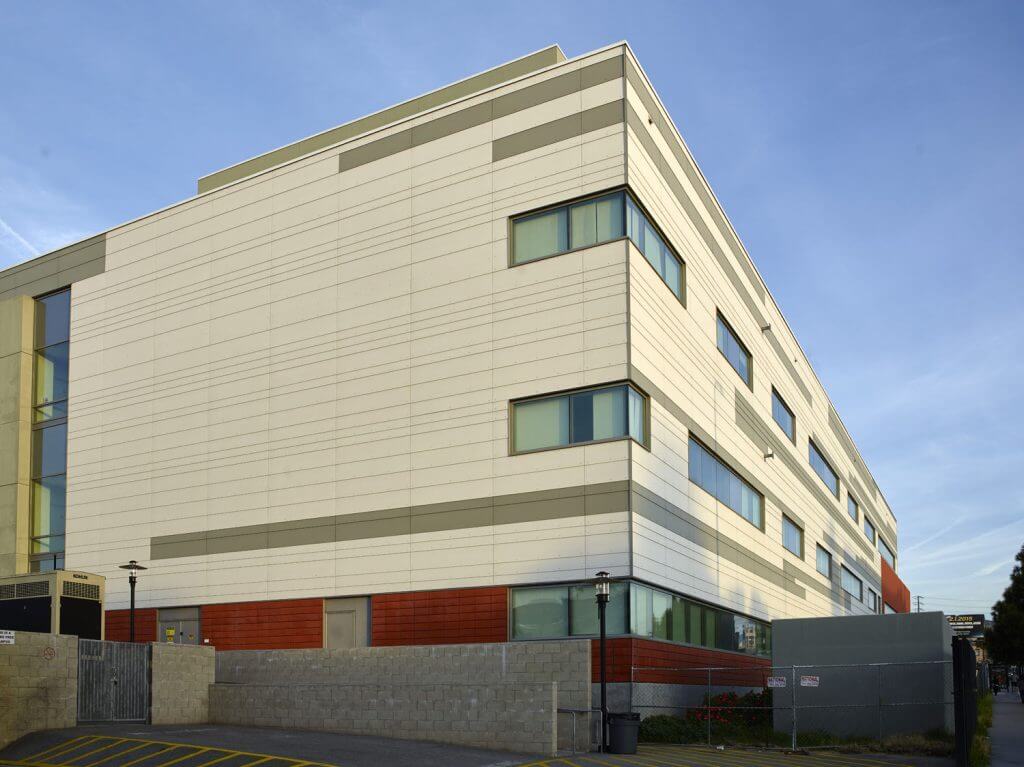 LACC Science & Technology Building - BuildLACCD