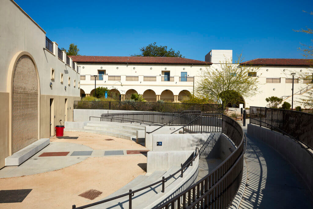 LAPC Center for the Sciences - BuildLACCD