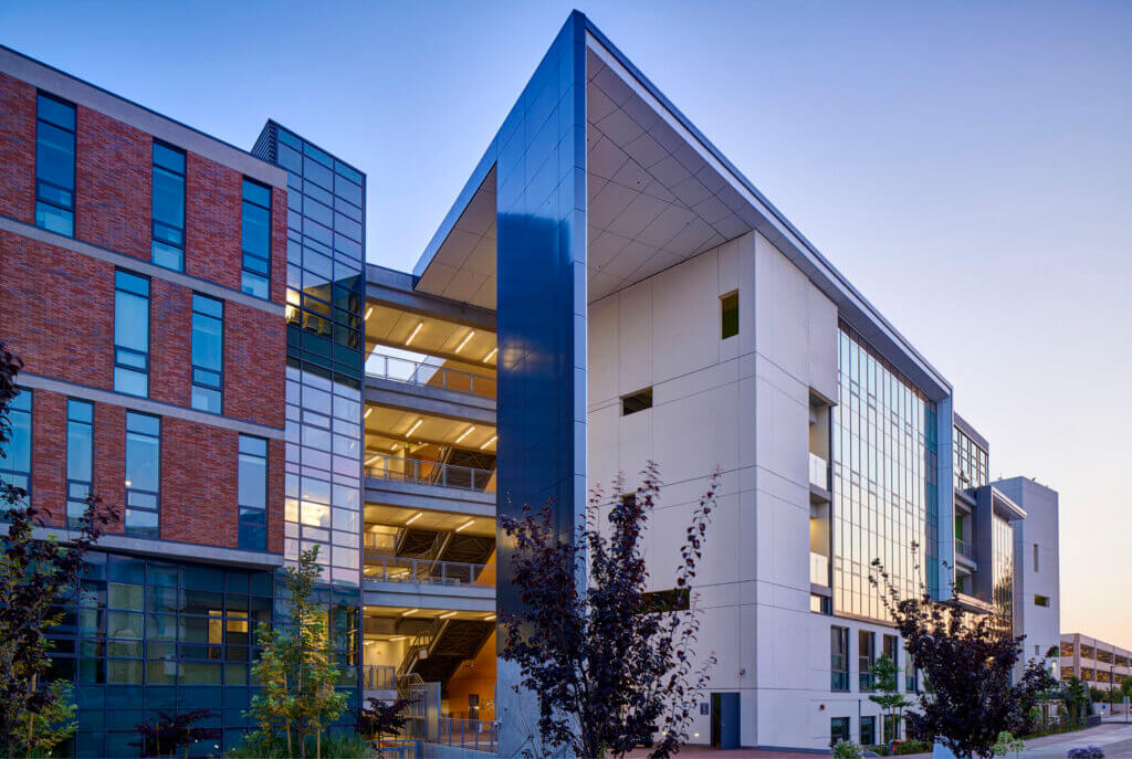 ELAC Campus Student Center - BuildLACCD