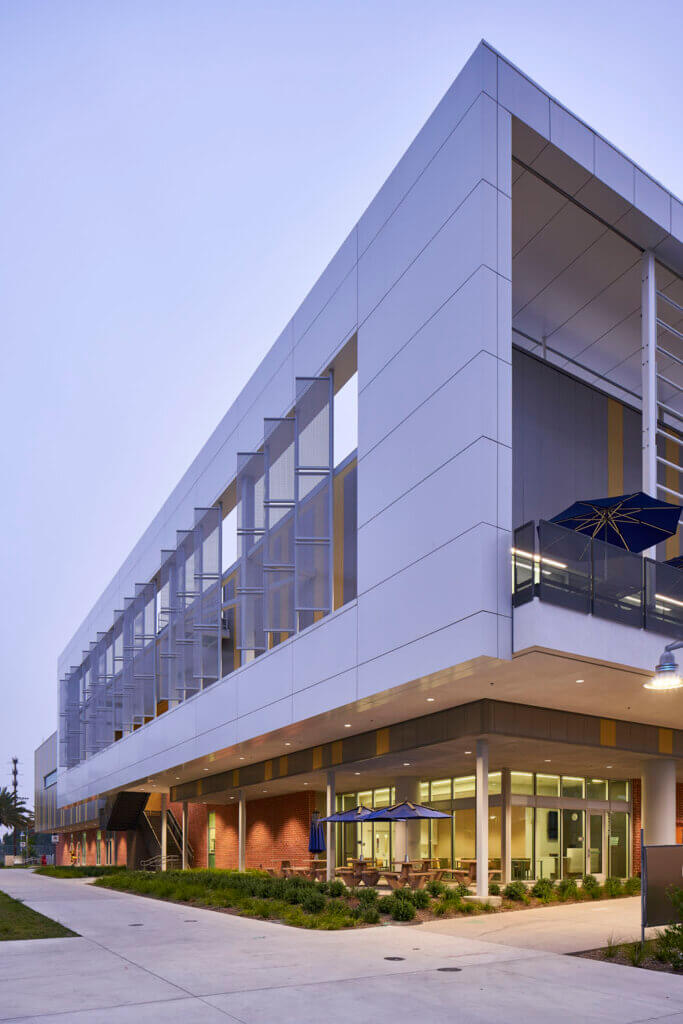LAHC Student Union - BuildLACCD