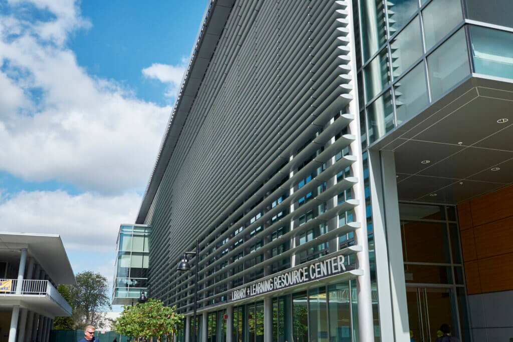 LAHC Library - BuildLACCD