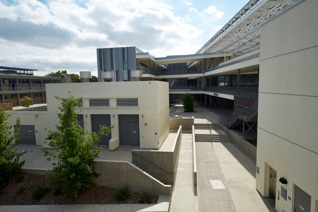 LAHC College Science - BuildLACCD