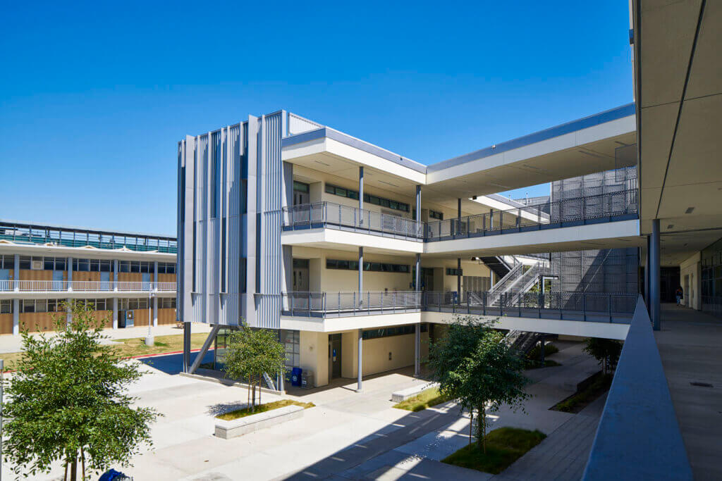 LAHC College Science - BuildLACCD