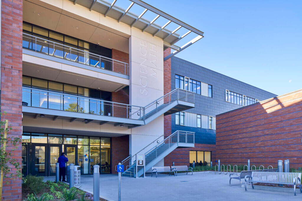 ELAC Science & Math - BuildLACCD