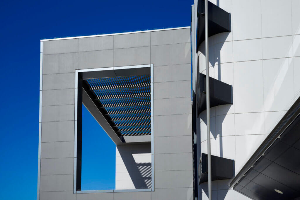 LASC Cox Building - BuildLACCD