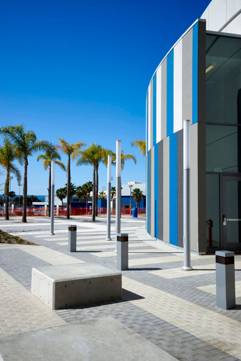 LASC Cox Building - BuildLACCD