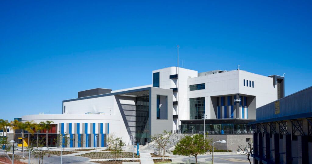 LASC Cox Building - BuildLACCD