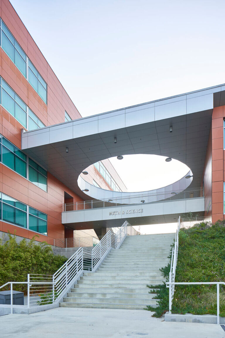 WLAC Math & Science - BuildLACCD